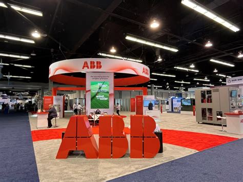 Rogers Helps Industry Pioneers Energize The Show At IEEE