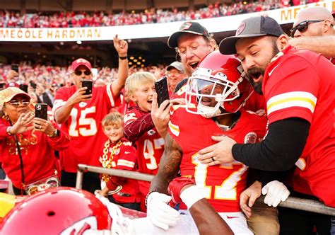 “go Chiefs” As Reigning Champions Kansas City Chiefs Prepare For