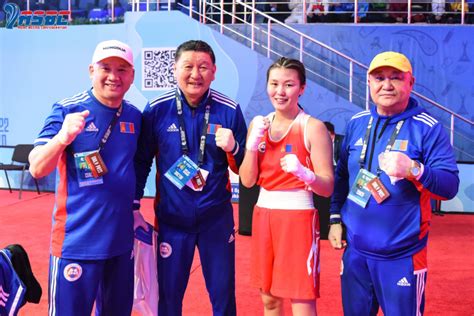 Залуу боксчид тивийн АШТ ээс 2 алт 2 мөнгө 8 хүрэл медаль хүртэв