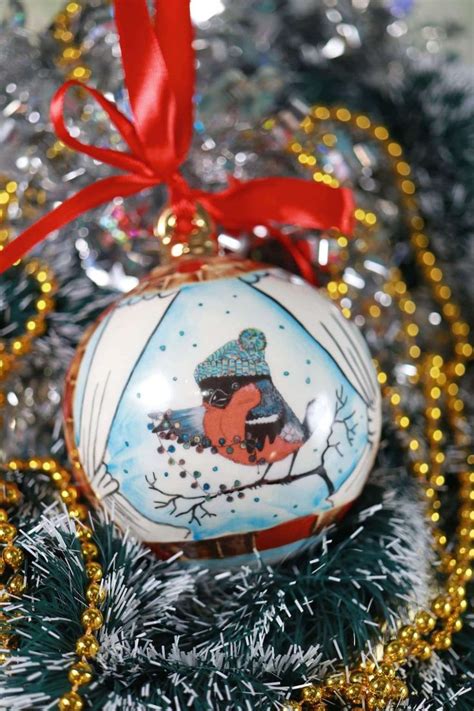 Porcelain christmas ball "Bullfinch" | Christmas balls, Christmas bulbs ...