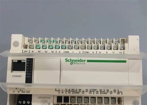 Schneider Logic Controller At Piece New Delhi ID