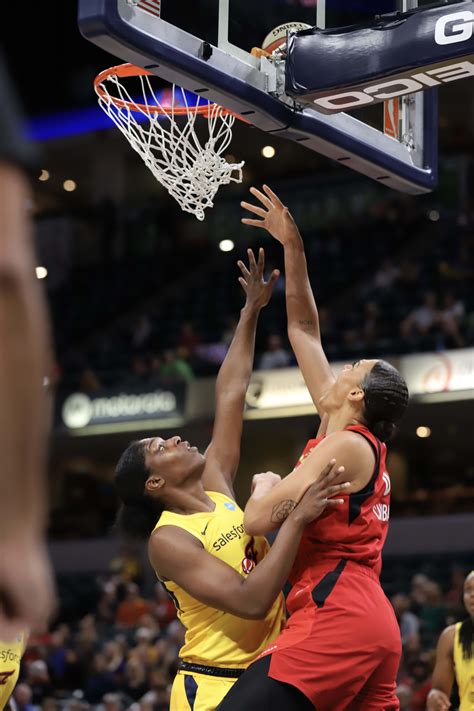 Wnba News Huge Game By Teaira Mccowan Leads Fever To Victory