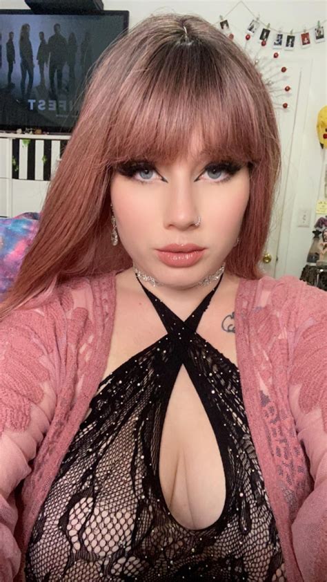 ΣVΛПӨ ΛᄂIΣП evano alien Threads Say more