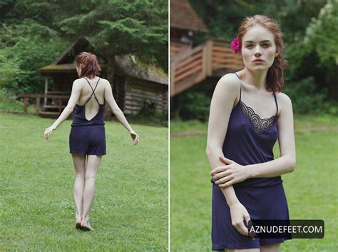 Meredith Adelaide Feet Aznudefeet