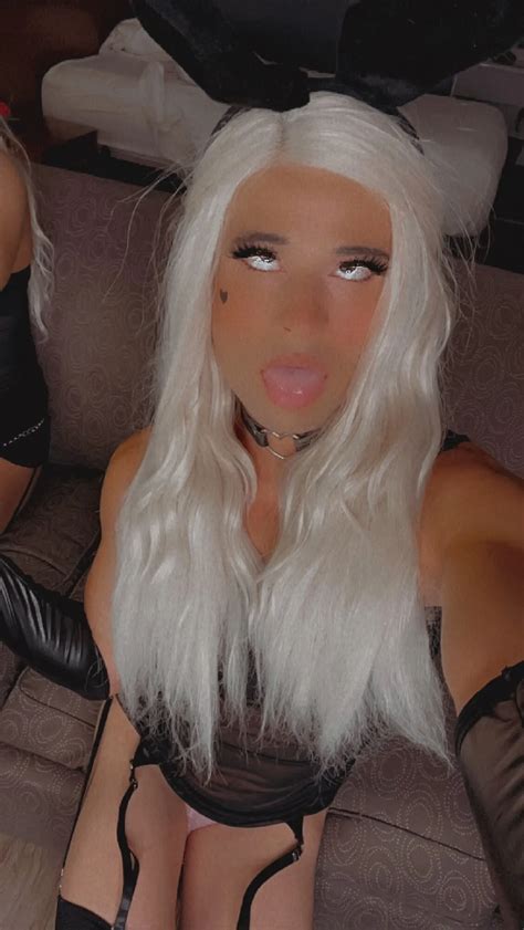 Snow Bunny 9 Pics Xhamster