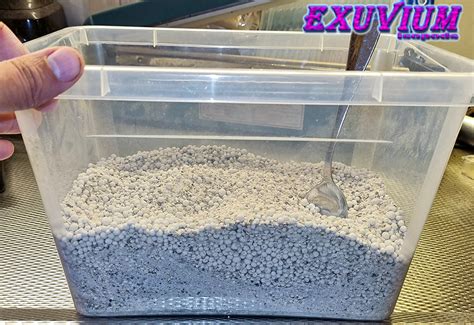 Limestone Granules And Oyster Seashell Supplement Exuvium