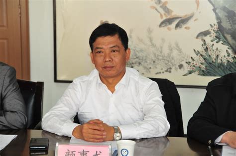学校召开学科建设院士座谈会 发展规划处