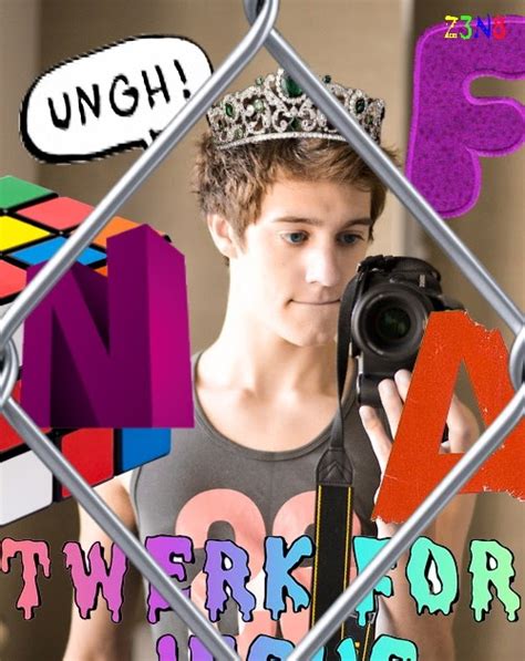 Vietnamese Jesus Z N Rave Male Art Beautiful Hot Raver Boyz Gay Twink Twinks Hipstr Boy