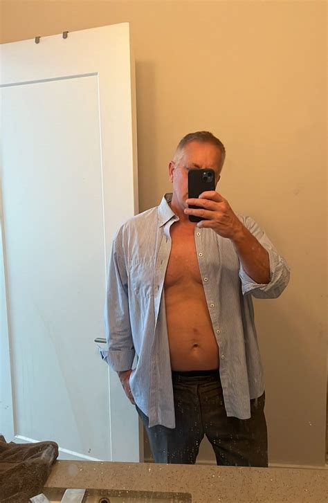 Guy On Twitter RT John1babeman Wow This Daddy Makes Me So Horny