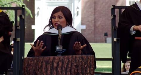 Mindy Kalings 2018 Commencement Speech At Dartmouth Full Transcript The Singju Post