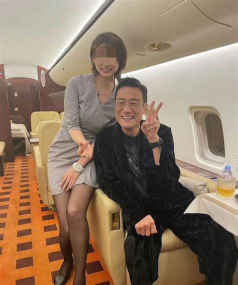 梁家輝搭私人飛機露餡？ 空姐揭影帝「私底下真面目」 中港最吸睛 娛樂 世界新聞網
