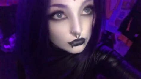 Raven Cosplay Emo