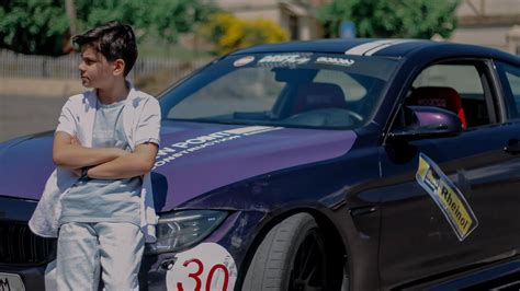 61 ე სკოლის მე 4 ბ კლასის ჰიმნი Youtube