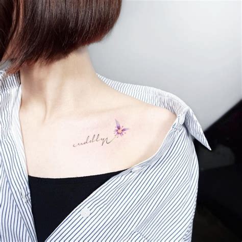 🖤 Нежные татуировки на ключице для девушки 48 фото