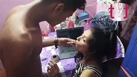 印度热辣学生下课后做爱热 女朋友 性爱 xHamster
