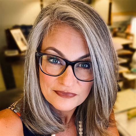 Natural Gray Hair Long Gray Hair Medium Length Hair Styles Short