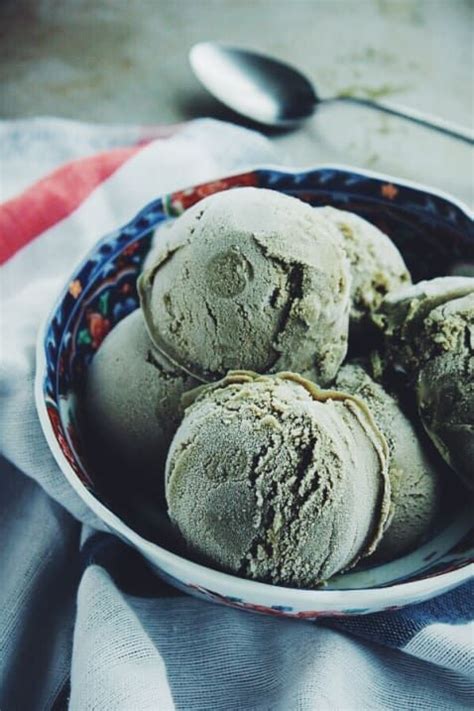 15 Creative Homemade Ice Cream Flavors