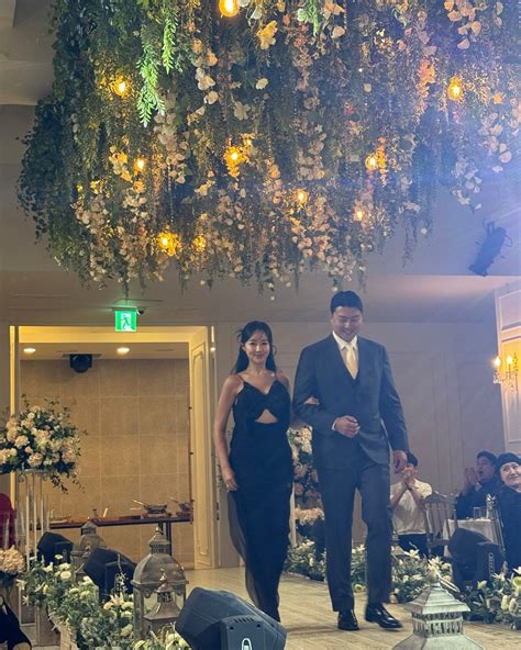 헤이에스 Sumi Yang 밍크 친칠라 세이블 시어링 모피 전문 피로연까지 다 마무리했어요🩷 극 E 신랑을 만나니 피로연도 따로 하고 일년치 친화력 다 쓴것같아요🤭