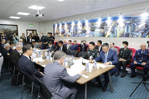 ЭРДЭМ ШИНЖИЛГЭЭНИЙ ХУРЛААР ТҮҮХИЙН ОЛОН АСУУДЛЫГ ХӨНДЛӨӨ Чөлөөлөх дайны ялалтын 75 жилийн түүхт