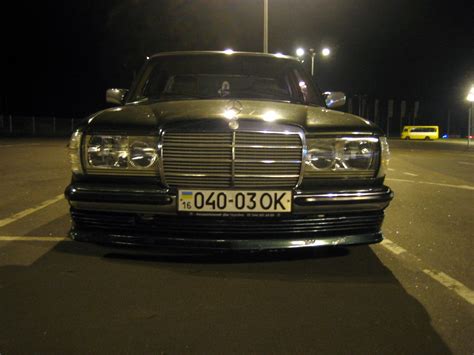 Mercedes Benz W123 On Bbs Ch R17 Wheels Benztuning