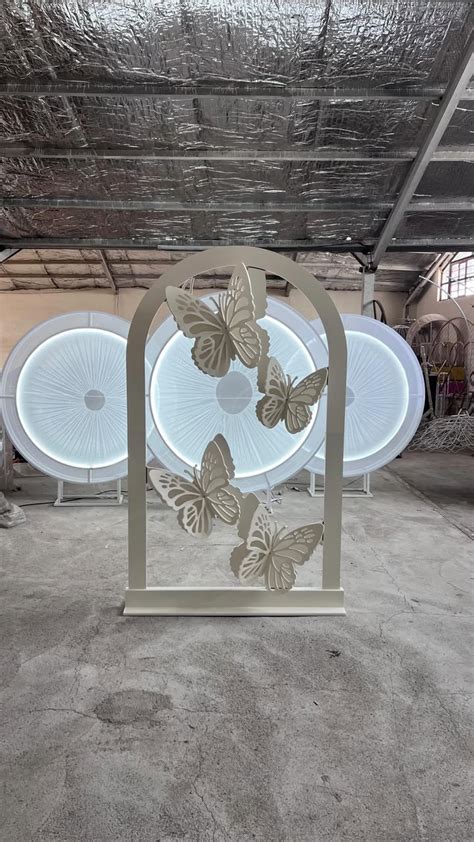 ‎تم تولد تجهیزات تالار ژیار‎ ‎ترند ترین بک گراند و میز این روز ها😍 بکگراند پنج پله در هر