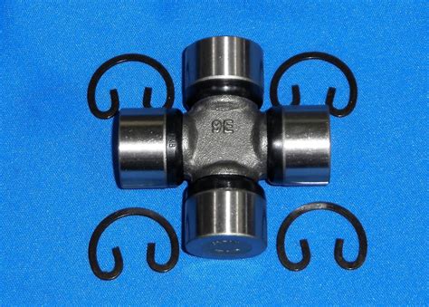 Amazon.com: GMB GUS-7 Universal Joint : Automotive