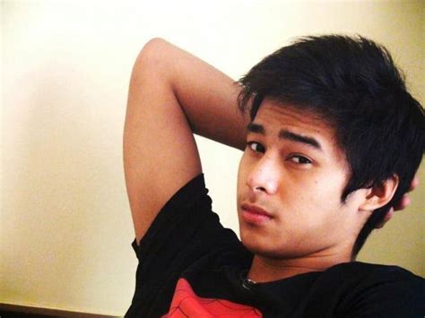 Juicy And Hottest Men Gwapo Poging Pinoy Sa Instagram Twitter At Facebook