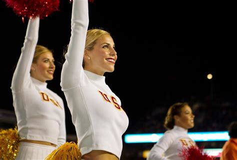 Cheerleader Of The Week Lauren Sports Illustrated