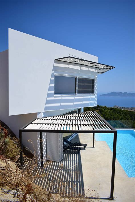 The Polygon House Archetype