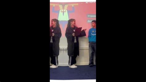 Почему дети много сидят в гаджетах Дорогие родители Мы все замечаем как наши дети все больше