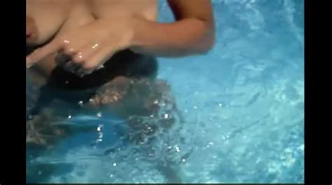 Pissing In Pool Thisvid Com