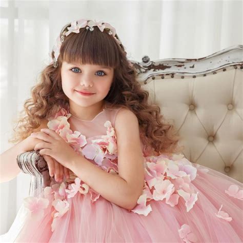 Знакомьтесь Самая красивая девочка мира из России