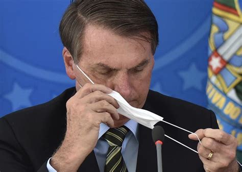 Jair Bolsonaro Vetó El Uso Obligatorio De Mascarillas En Lugares