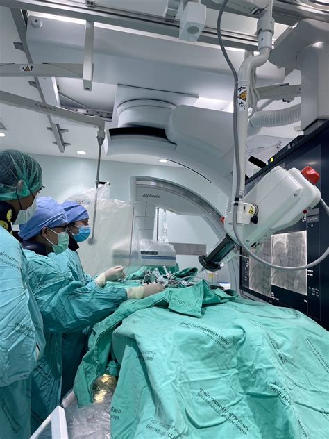 ทางเล ศูนย์การแพทย์กาญจนาภิเษก คณะแพทยศาสตร์ศิริราชพยาบาล