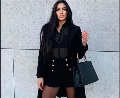 Приятелката на Юксел не чака бебе