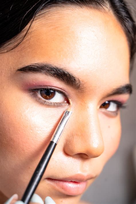 The Places To Apply Your Highlighter For A Dewy Look