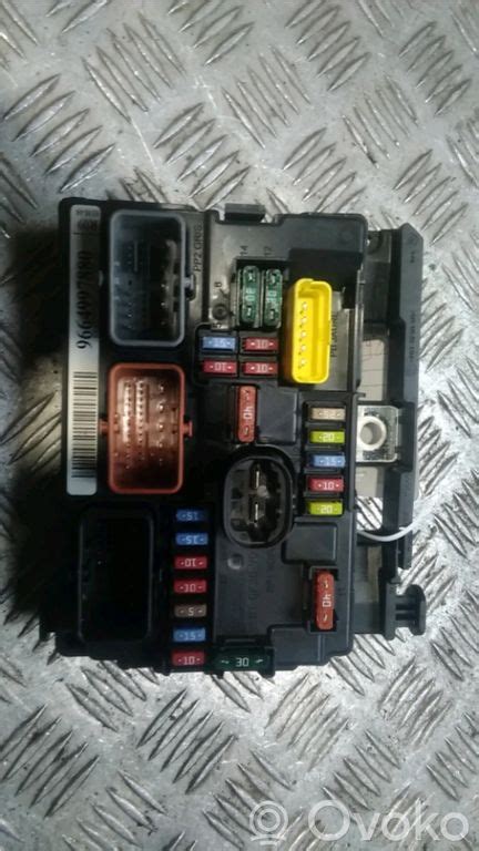 Peugeot 207 Module De Fusibles 8000 € Ovoko