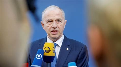 Україна виправдано порушує питання гарантій безпеки заступник генсека НАТО Читайте на Ukr Net