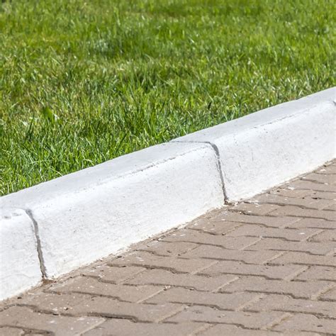 Concrete Kerb Stone Testing Laboratory