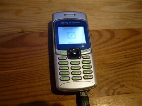 Sony Ericsson T230 specs, faq, comparisons