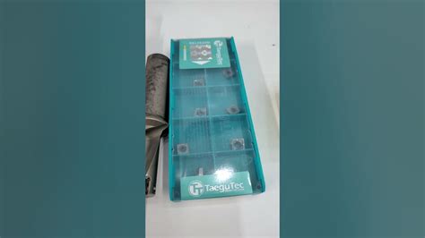 Cnc 선반 알루미늄 가공 초경 인서트로 황삭가공시 줄무늬있게 가공할 수 있고 Pcd 인서트로 정면가공시 매끄롭고 반짝반짝 광택나요 황삭 정삭시 피드 중요 소스코드는