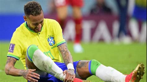 Neymar Injured During Brazils World Cup Opening Match See Photos Yardhype