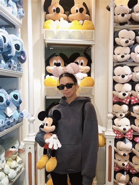 Tik Tok Disney Photo Disney Photos Disney Disneyland