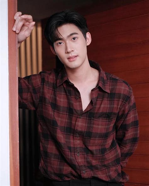 แจ็คกี้ ชาเคอลีน แจงสถานะ จูเนียร์ หลังมีภาพหลุดสวีตกลางห้าง ลั่นสเปกยังเหมือนเดิม