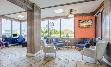 Nags Head Beach Hotel