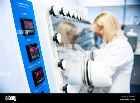 Incubator For Culture Hi Res Stock Photography And Images Alamy
