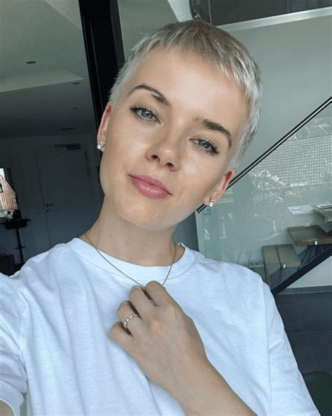 33 Short Hair Inspiration For A Fresh Look