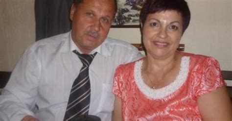 След като пристигнахме без предупреждение в дома на майка ми отворихме вратата с ключовете си