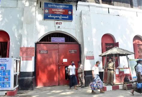 နှစ်ဆန်း ၁ ရက်နေ့မှာ အကျဥ်းသား ၅၀၀၀ နီးပါးကို စစ်ကောင်စီလွတ်ငြိမ်းခွင့်ပေး