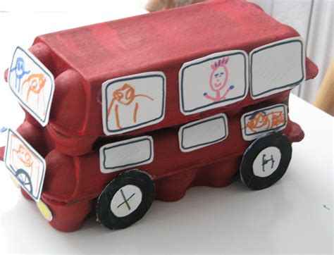 Hartcraft The Wheels On The Bus Go Round And Round